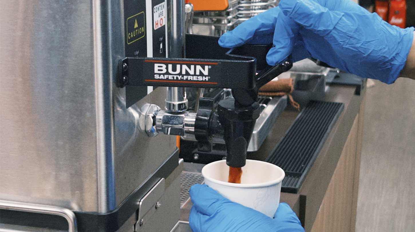 Advantages of Using Milk Tea Machine for Your F&B Business